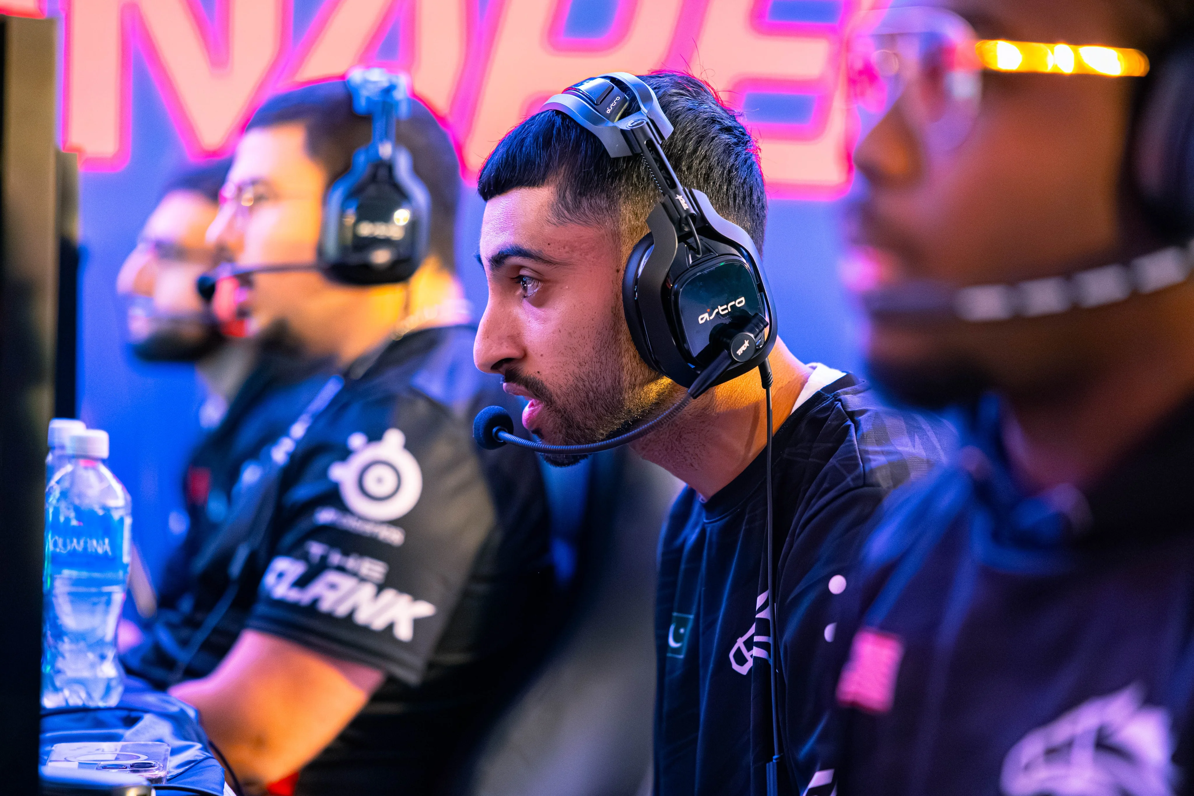 Challenger Teams confirmed for EWC | Call of Duty League News ...