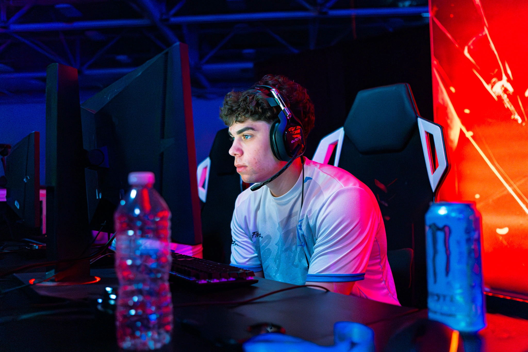 Toronto Signs Rookie Abe, Moves CleanX to Flex | Call of Duty League ...