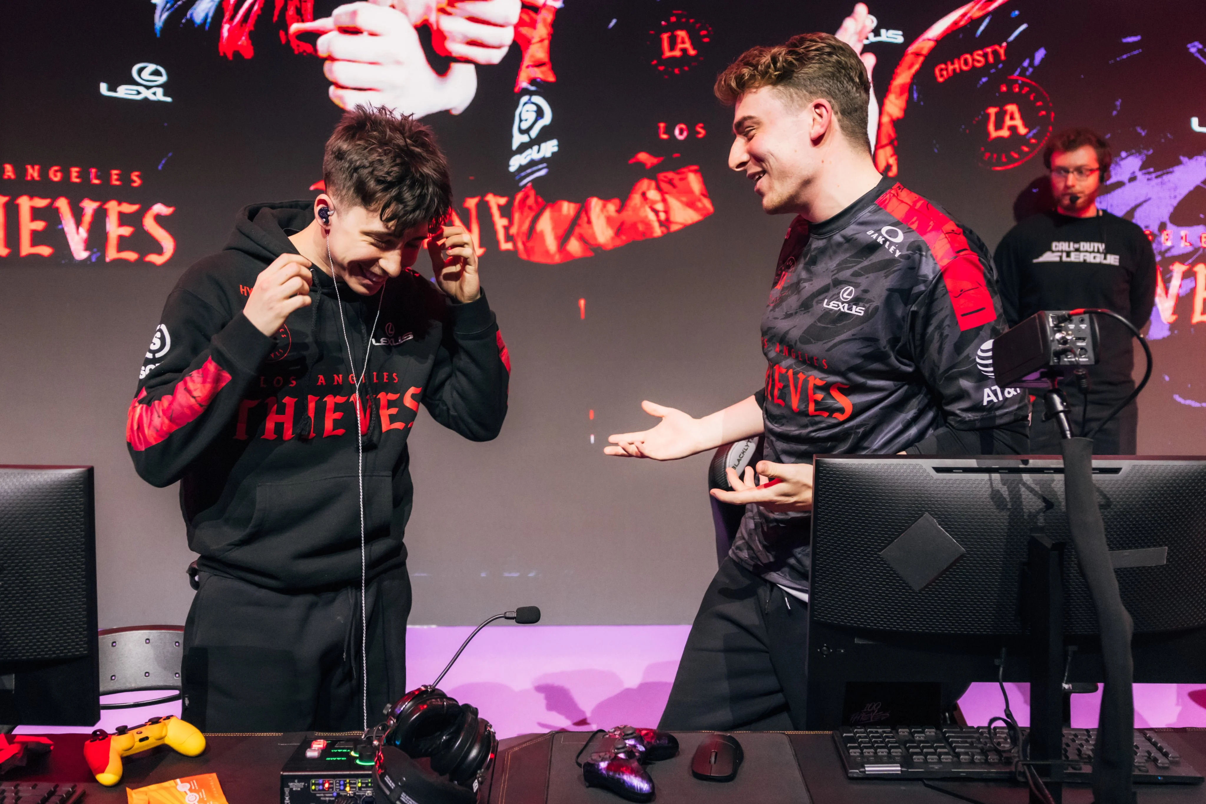 Thieves Hardpoint Run in Madrid | Call of Duty League News | Breaking Point