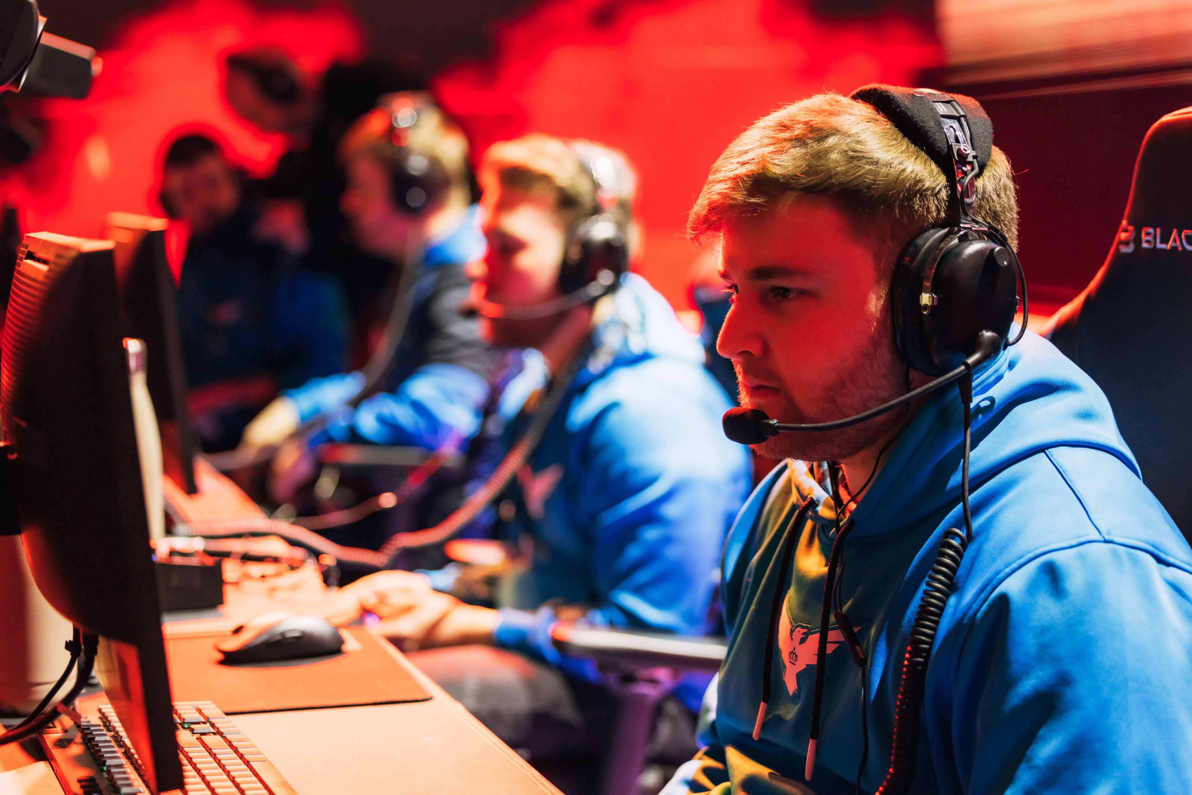 Sources: TJHaLy in, Priestahh out for Vegas | Call of Duty League News ...